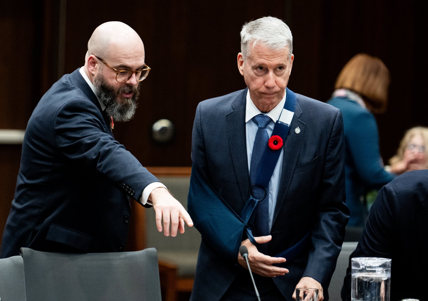 L'ex-lieutenant-général Andrew Leslie prévoit des pressions accrues de ...