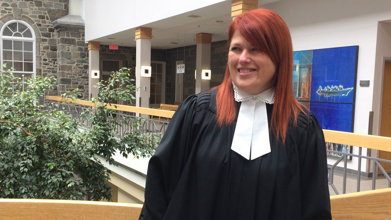 Les yeux baissés, l'air contrit, Pedro-Antonio Ovalle Leon plaide ...