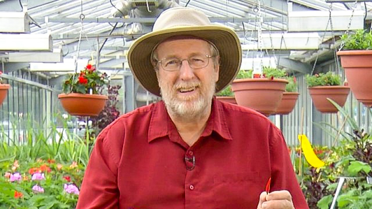 L’auteur et jardinier Larry Hodgson de passage à Saint-Benoît pour une ...