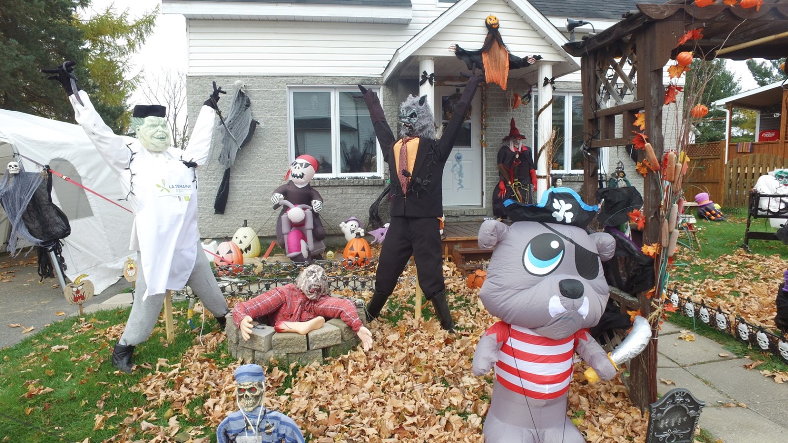 Normand DeLessard présente Nancy Vachon et sa passion pour l'Halloween