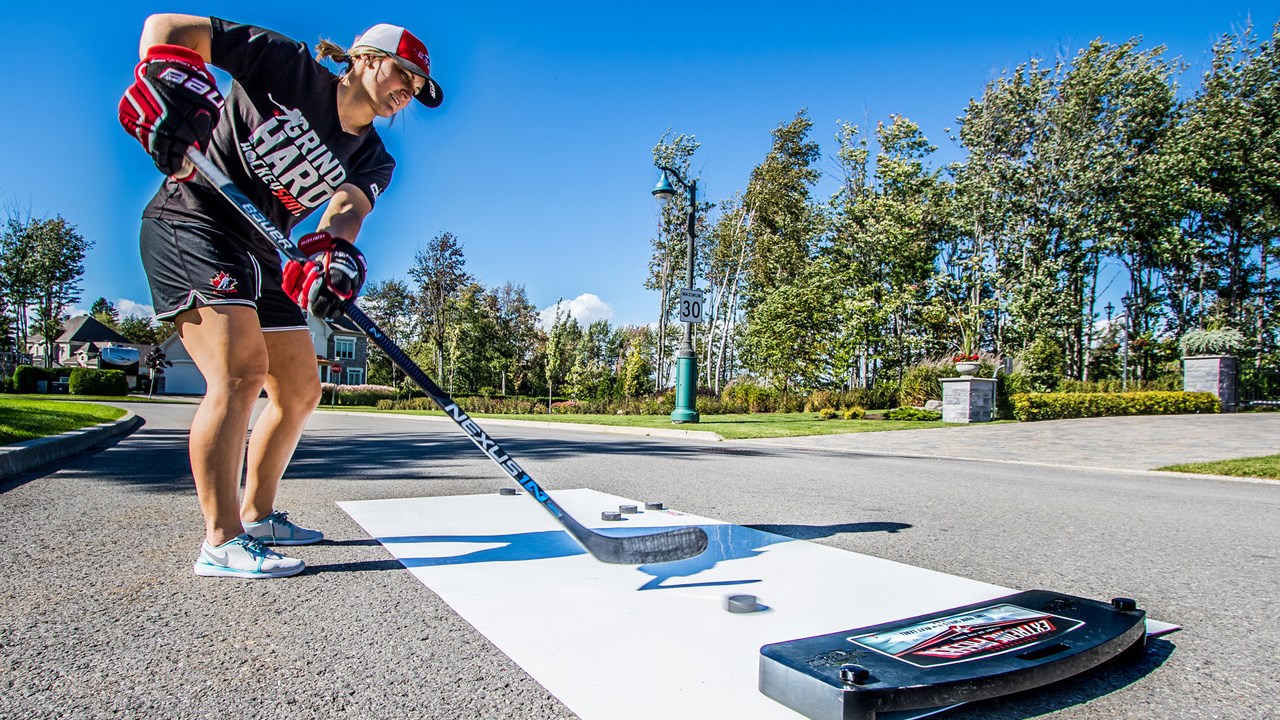 Le Beauceron Alex Fortin connait un succès planétaire avec HockeyShot