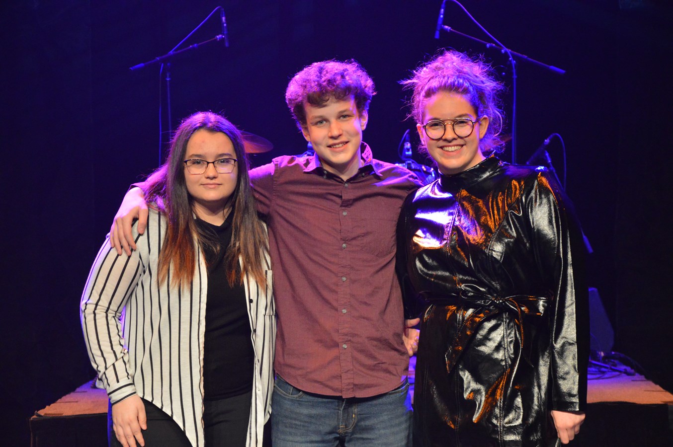 Secondaire en Spectacle: Gabrielle Demers et Bailey Laliberté en finale ...