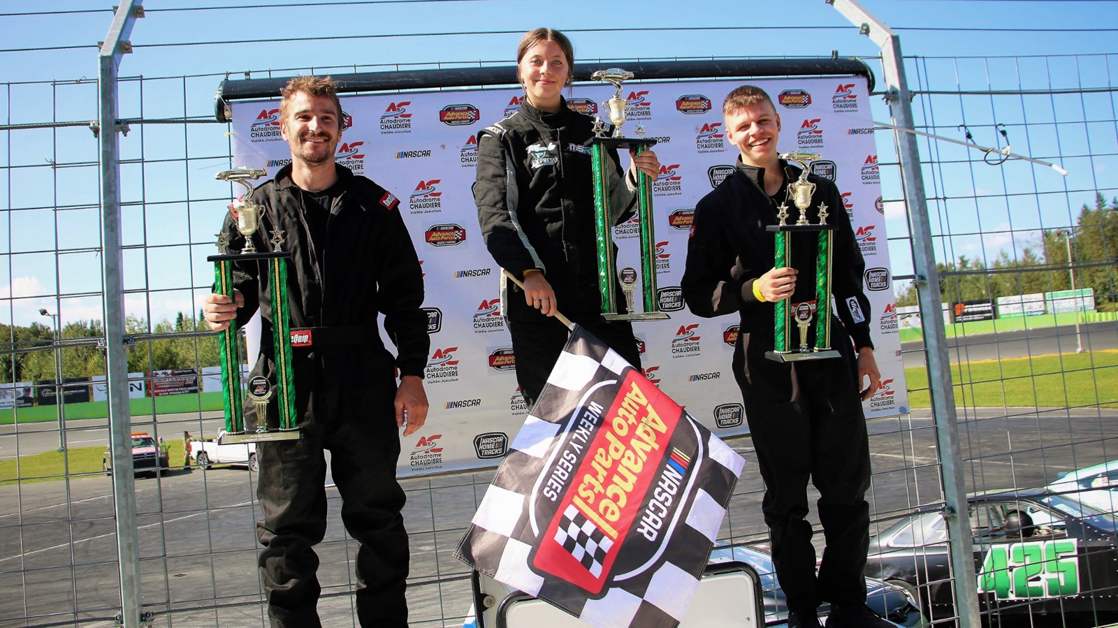 Autodrome Chaudière: Chloé Grondin et Maude Sylvain décrochent un podium