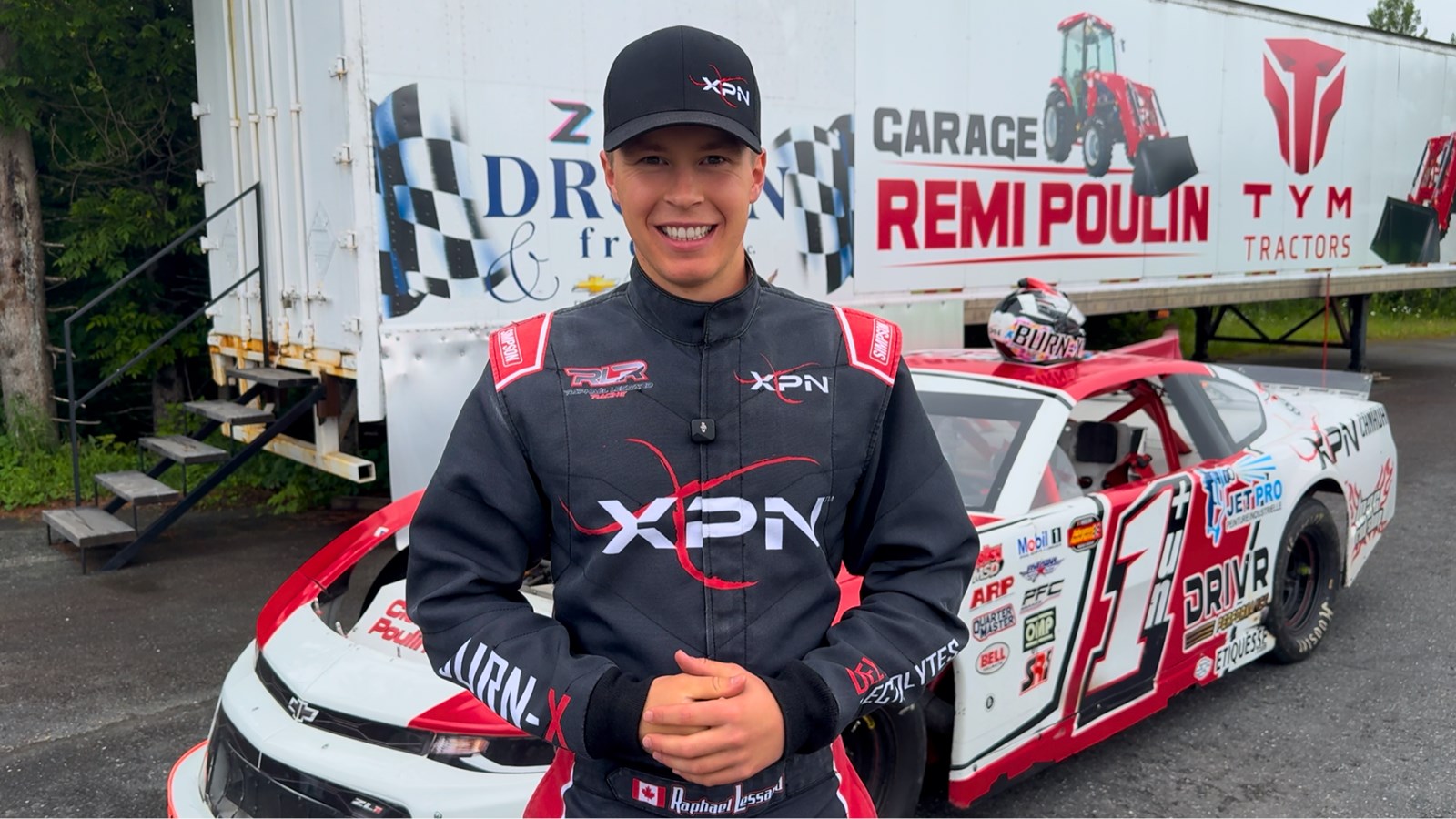 Raphaël Lessard fait vivre l’expérience stock-car aux curieux et passionnés